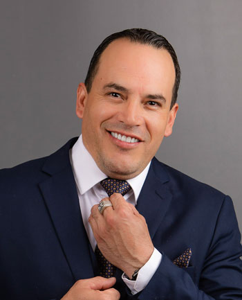 Meet Our Team | Wolfnest